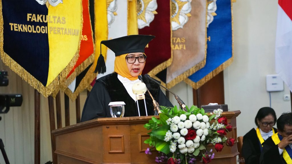 Prof Tyas Utami Dikukuhkan Sebagai Guru Besar FTP UGM – Fakultas ...