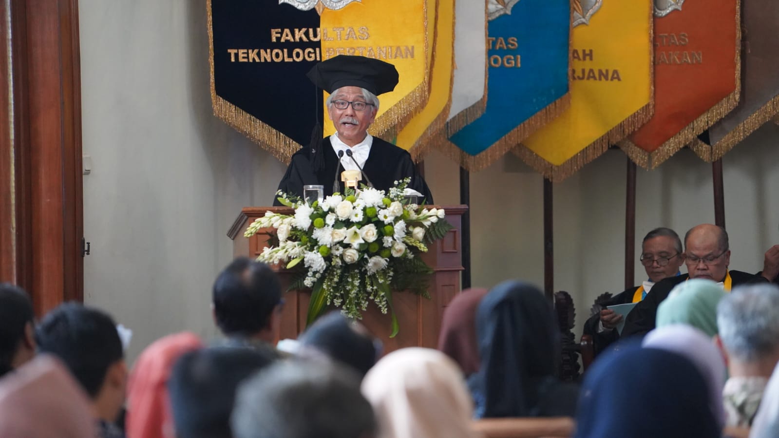 Profesor Supriyadi Dikukuhkan sebagai Guru Besar Teknologi Pangan dan ...