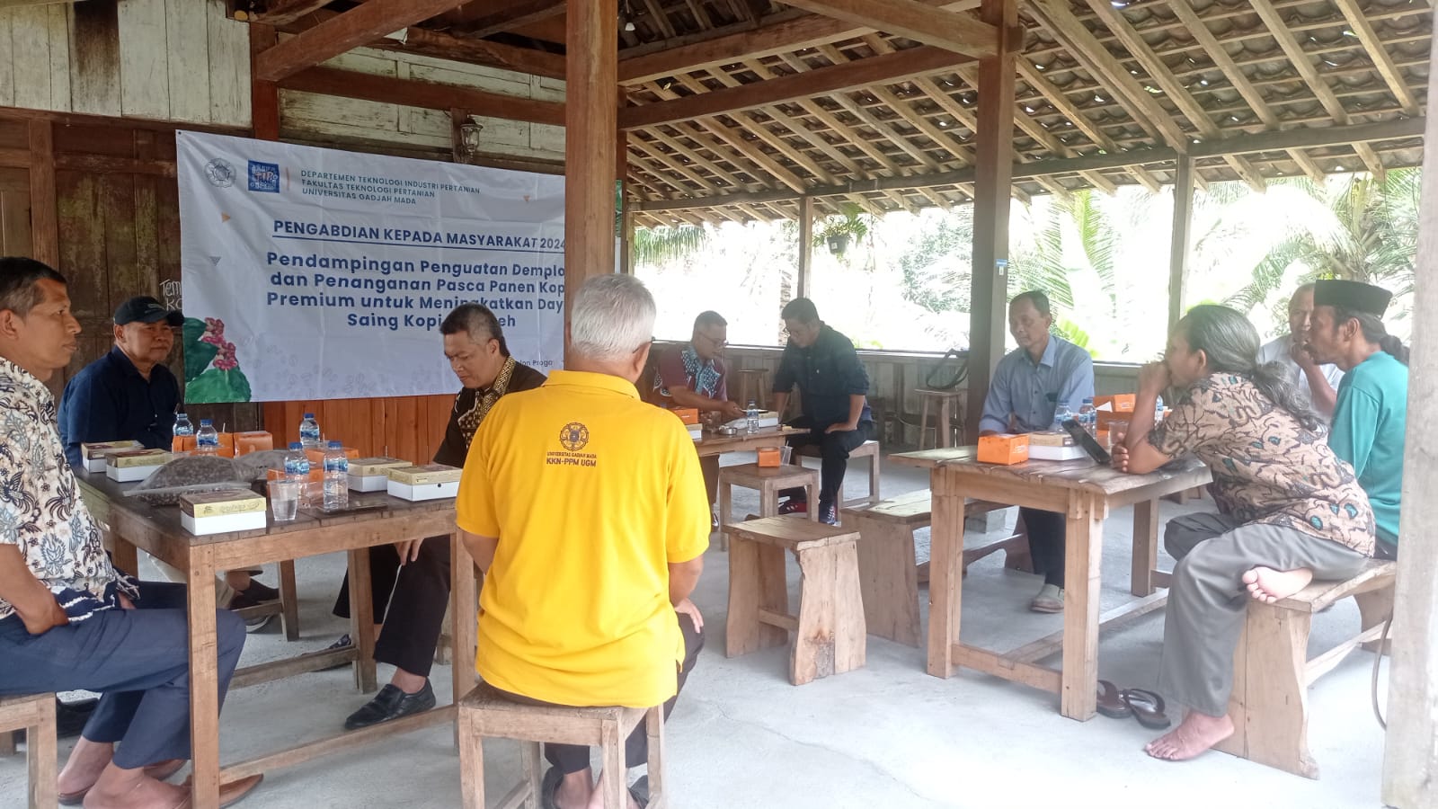 FTP UGM Dampingi Pengembangan Kopi Menoreh sebagai Komoditas Unggulan ...