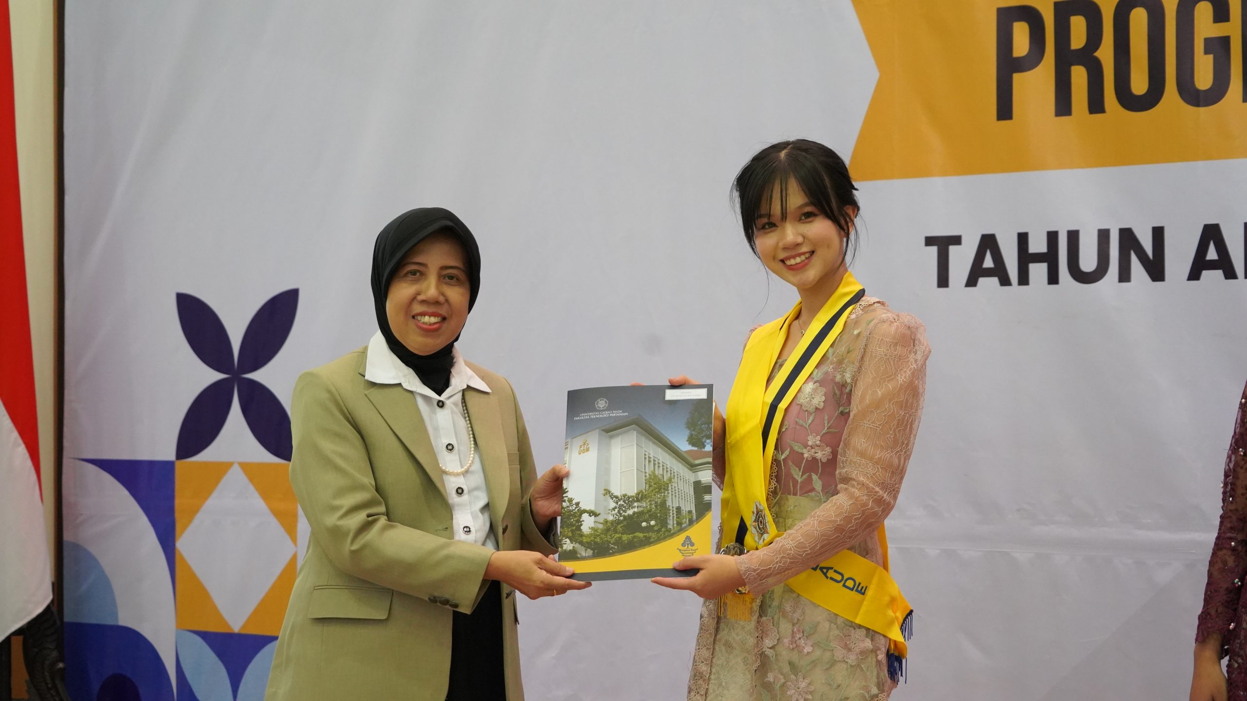 FTP UGM Lepas 73 Wisudawan Program Sarjana Periode III Tahun Akademik ...